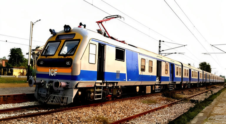 Mainline Electric Multiple Unit - Medha